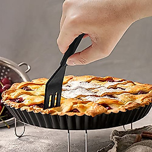 DLAND 2 Pcs Mini Spatula Serving Spatula Flexible Nonstick Silicone Heat-Resistant Cookie Spatula Slotted Spatula for Flip Egg in Small Frying Pan Cookie Batter Cookware Cooking Baking(Red and Black)