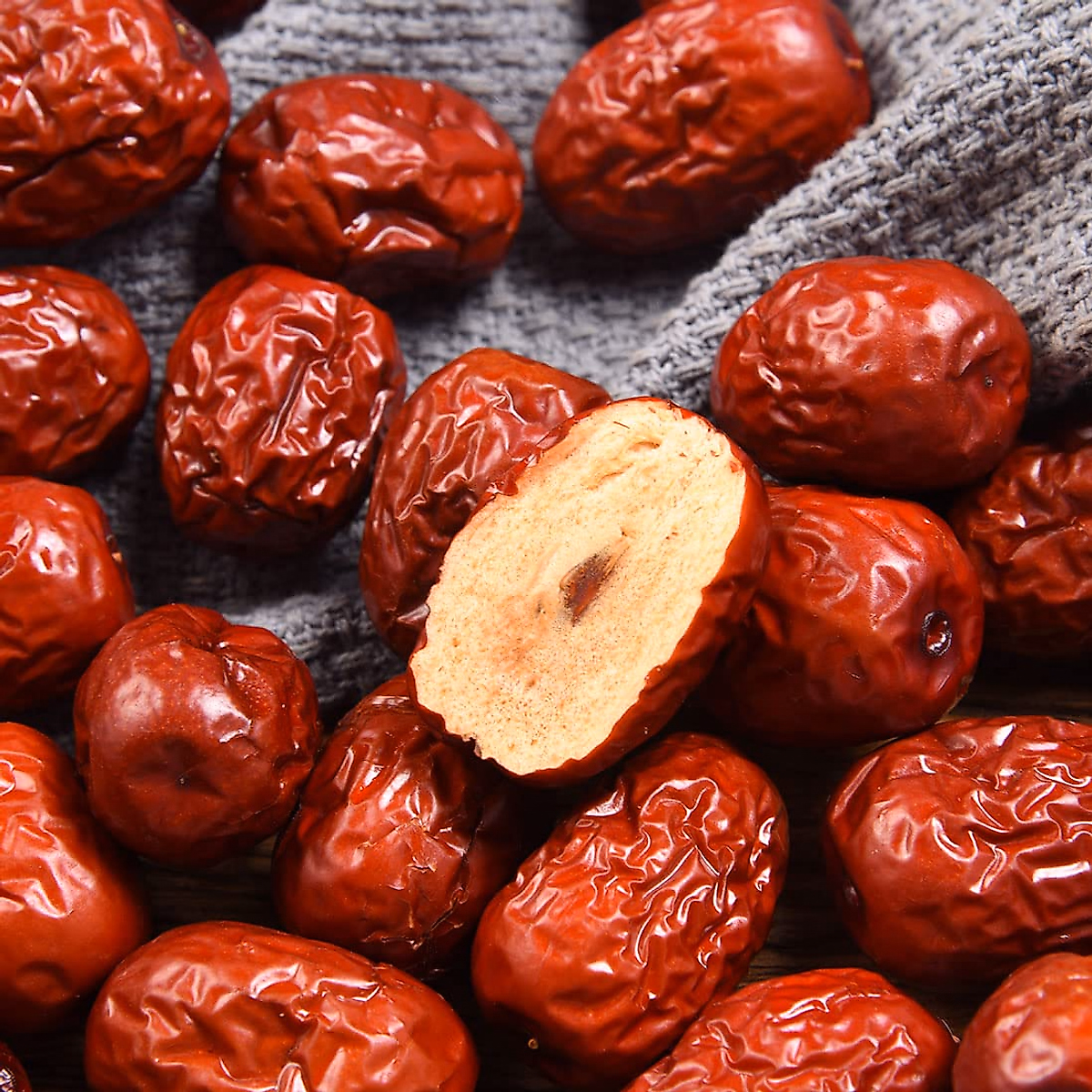 Premium Jujube Red Dates 1LB/453g,Selected Dried Fruit,Big & Delicious,100% Natural 红枣