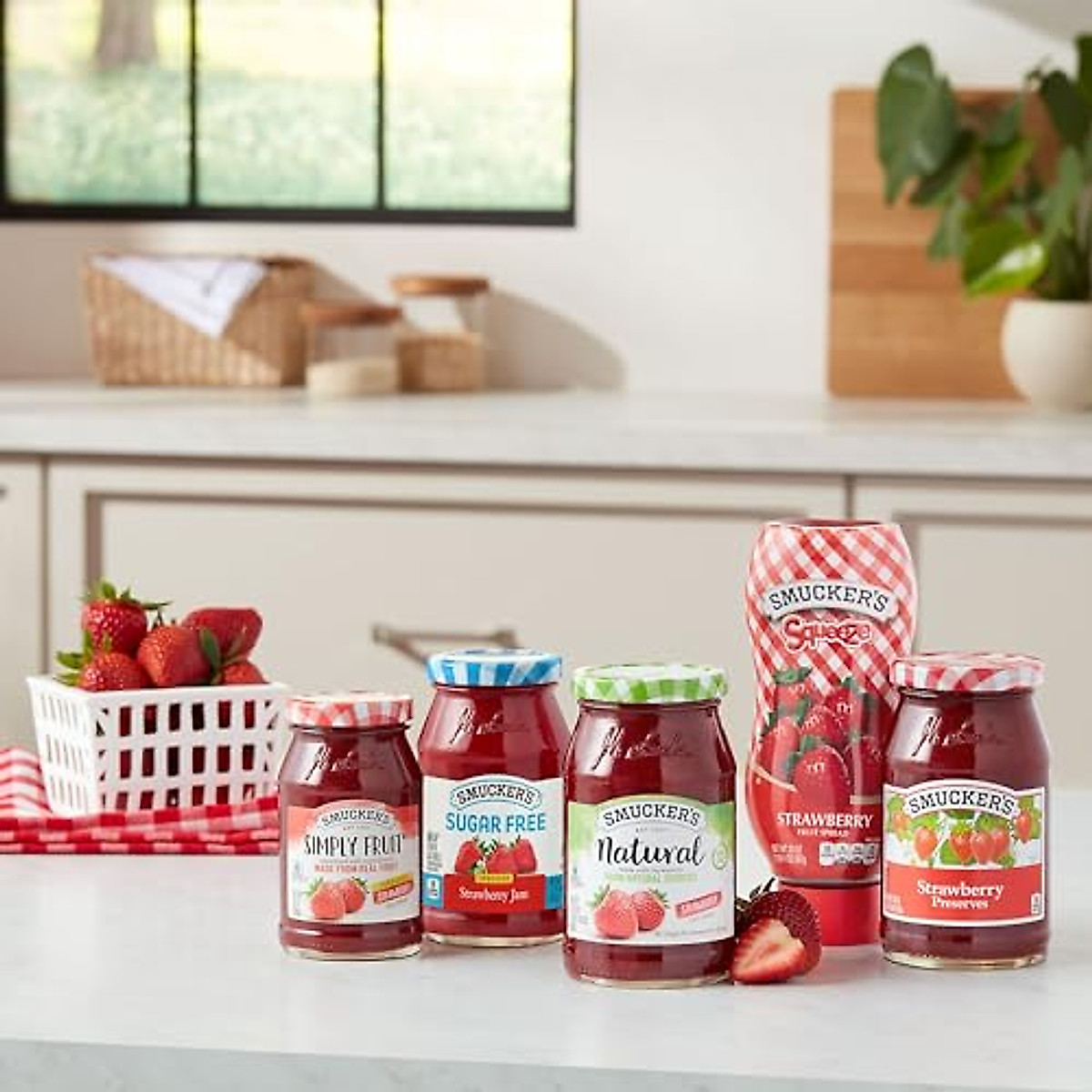 Smucker's Natural Strawberry Fruit Spread, 17.25 Ounce