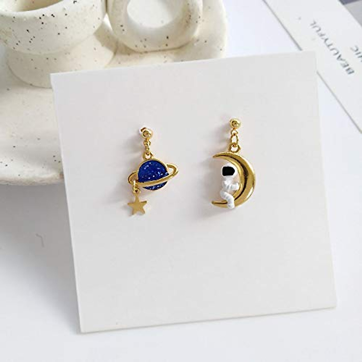 Creative Cartoon Asymmetrical Astronaut Blue Planet Stud Earrings for Women Charm Jewelry Cute Star Moon Earth Spaceman Drop Earrings (Blue)