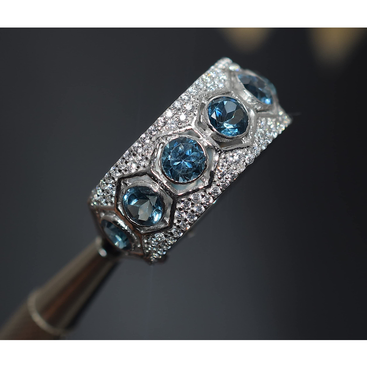 Women's Beautiful Natural Blue Topaz Gemstone Designer Ring 925 Sterling Silver Something blue, Sky blue, Wedding Band, Elegant Eternity Ring For Wedding/Marriage/Fastival/Annyversary (Size:-9)