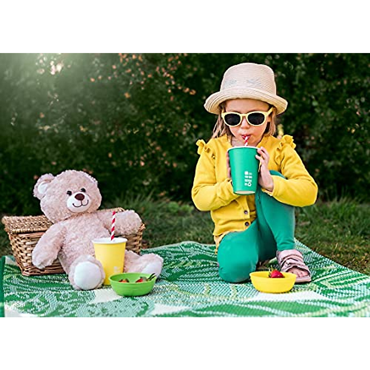 Talking Tables Green Tropical Palm Leaf Waterproof Outdoor Rug | Plastic, Lightweight & Non Slip Mat with Double-Sided Jungle Leaves Pattern | for Garden, Patio, Decking, Bathroom, Utility, Picnic