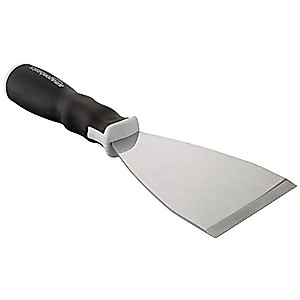 Amazon Basics Soft Grip, Heavy Duty, Straight Scraper with Pole Socket & Hammer End