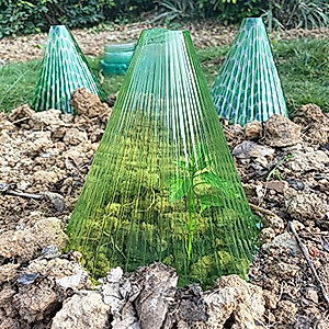 Fshow Garden Cloches,20 Pack Reusable Plant Bell Cover,Bell Jar Cloches for Protection Against Sun, Frost, Snails Etc. (Green)