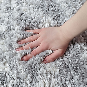 Superior Indoor Area Rug Perfect for Bedroom, Laundry Room, Office, Playroom, Nursery, Fluffy Carpet Cover, Modern Geometric Diamond Lattice Shag Rhea Collection, 8' x 10', Light Grey & Ivory