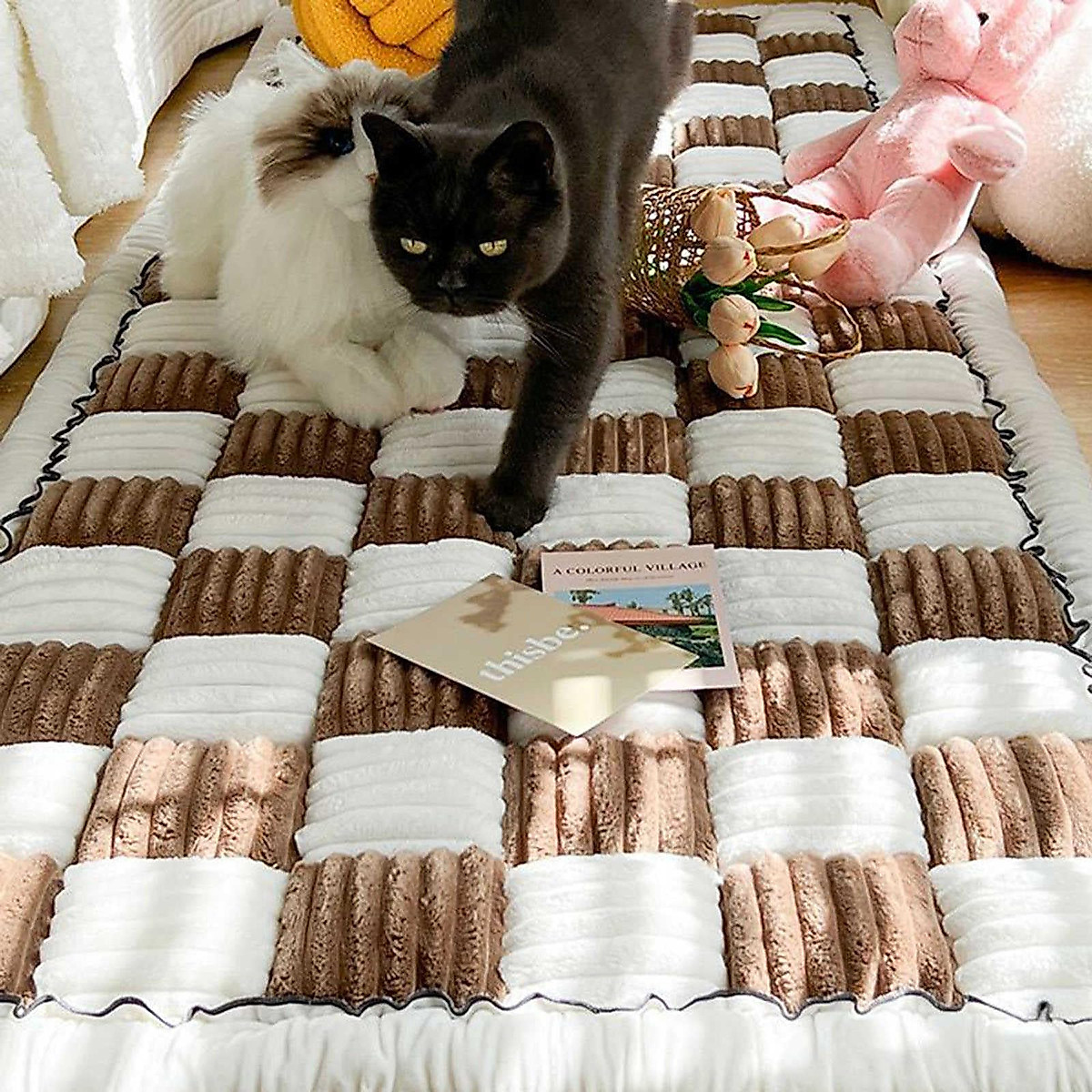 Waterproof Dog Blanket, Cream-Coloured Large Plaid Square Pet Mat Bed Couch Cover - Funny Fuzzy Couch Cover for Large Dogs - Pet Blanket and Bed Cover