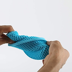 SNOMYRS Silicone Oven Gloves and 2-Piece High Temperature Resistant Silicone Hand Clip 2-Piece Non-Slip Coaster Silicone Coaster for Hot Surfaces (Blue)