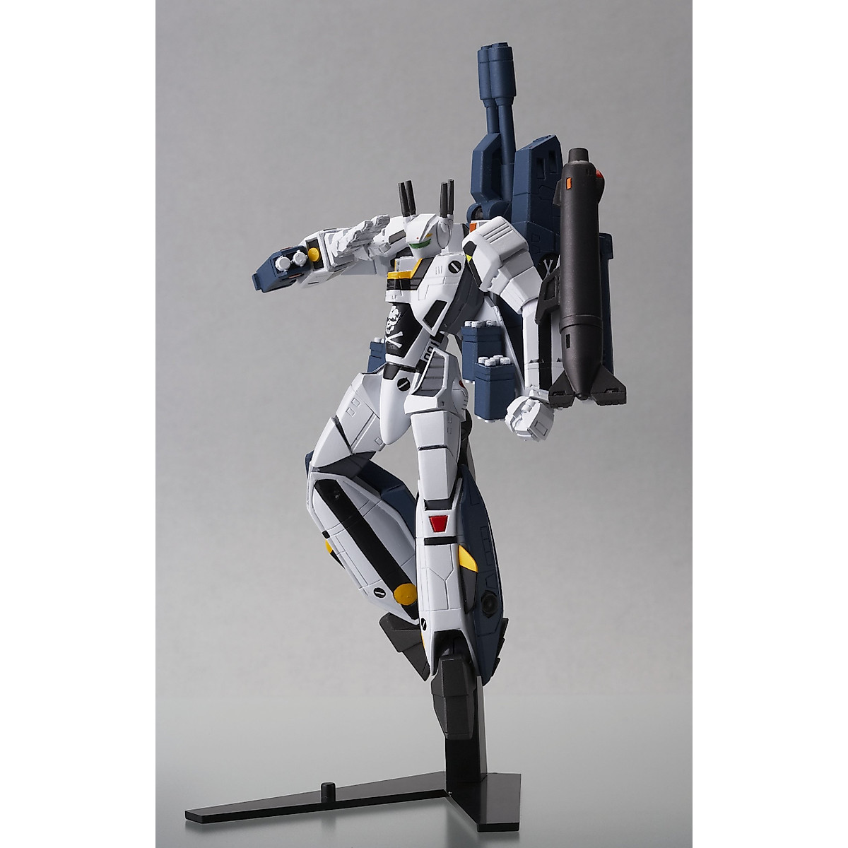 Revoltech: 036 Macross VF-1S Roy Focker Valkyrie Action Figure by Kaiyodo