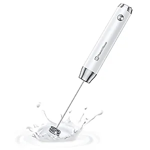 Maestri House Rechargeable Milk Frother, Handheld Electric Foam Maker Waterproof Detachable Stainless Steel Whisk Drink Mixer Foamer with Stand, 2 Whisks for Lattes, Cappuccino (White)