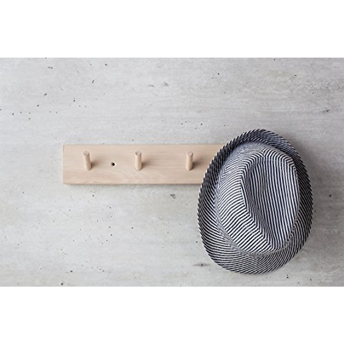 Iris Hantverk Birch Wood Wall Rack with 4 Hooks