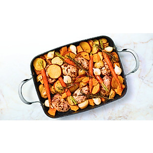 THE ROCK by Starfrit One-Pot 5.3-Quart Rectangular Dish with Lid, 9" x 13", Black