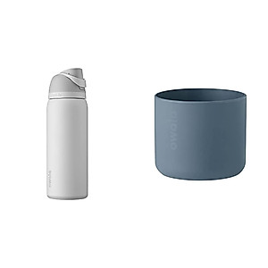 Owala FreeSip Insulated Stainless Steel Water Bottle, 32-Ounce, Shy Marshmallow & Silicone Water Bottle Boot, Blue