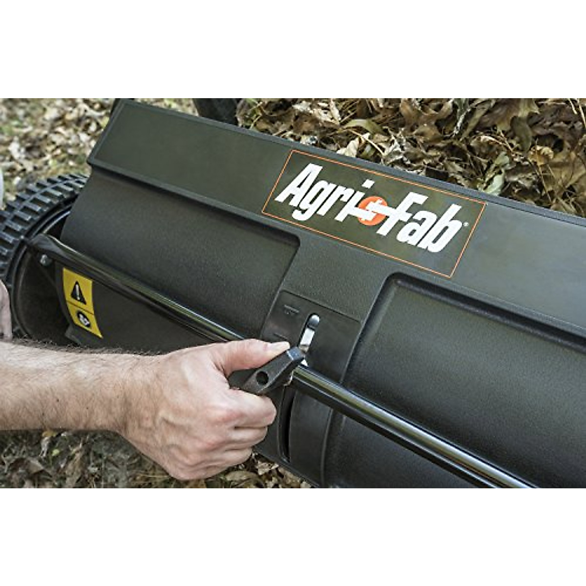 Agri-Fab 45-0218 26-Inch Push Lawn Sweeper, 26 Inches, Black