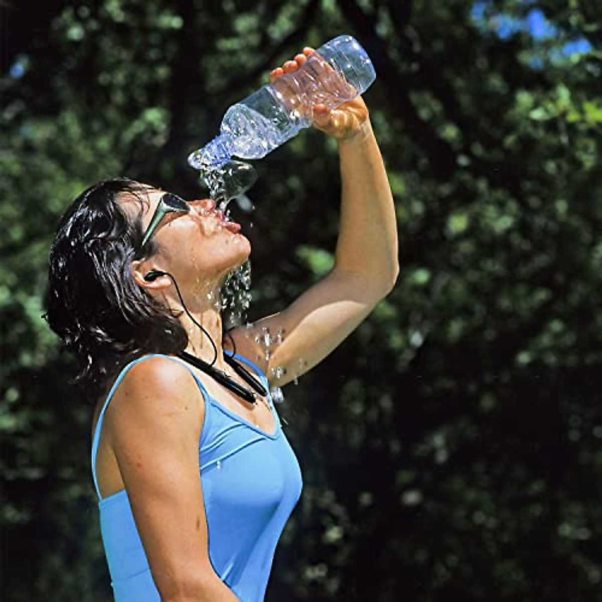 ERSZOO Neckband Bluetooth Headphones Stereo Sound Wireless Earbuds 20 Hrs Playtime Headset with Microphone Noise Canceling IPX4 Waterproof Gym Running Compatible with iPhone,Samsung, Android,Black