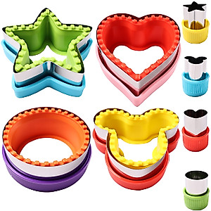 GELIFATLE Sandwich Cutter and Sealer for Kids, 4pcs Bread Sandwich Decruster Pancake Maker DIY Cookie Cutters for Kids Bento - Round Heart Star Mickey Head Shaped