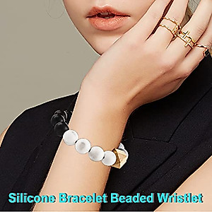 Grey Leopard Airpods Pro Case Silicone, Beaded Wristlet Apple Airpod Pro Cover for Girl Women, Case Soft Skin for AirPod Pro Wireless Charging Case with Bracelet Keychain (Gray Leopard/Cheetah)