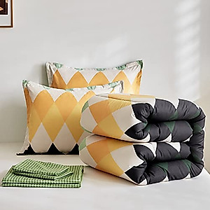 UOZZI BEDDING Rhombus Comforter Sheet Set 7 Pieces Bed in a Bag White Green Yellow Diamond Queen Size (1 Comforter 2 Pillow Shams 1 Flat Sheet 1 Fitted Sheet 2 Pillowcases)