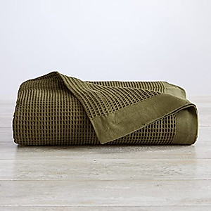 Great Bay Home 100% Cotton Olive Waffle Weave King Blanket | Lightweight and Breathable | Soft Versatile Dark Green Bed Blanket | Perfect for Layering Cotton Blanket | Hazel Collection