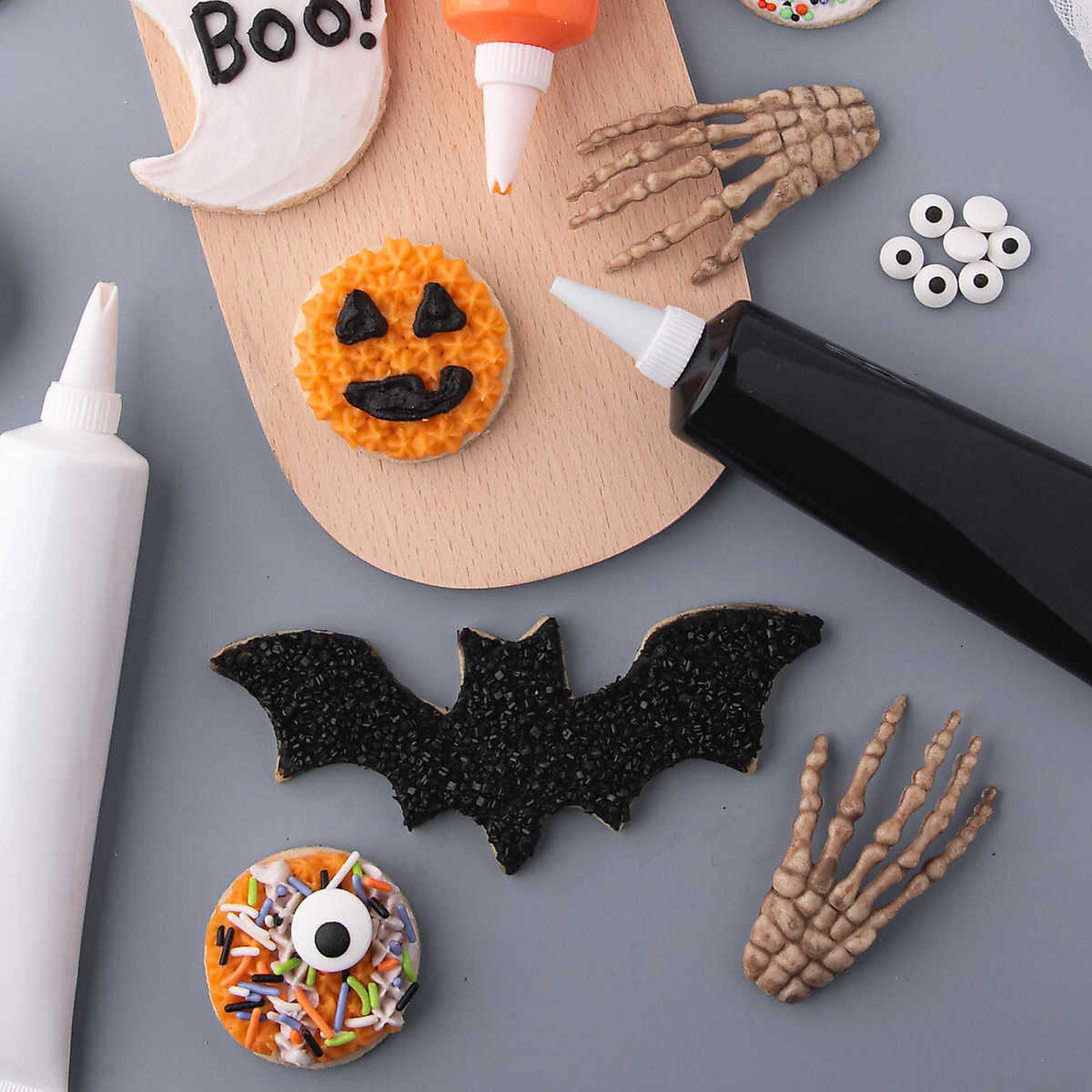 Cookie Cutter Kingdom, Bat Cookie Cutter, Halloween, Stainless Steel, Beautful Coated Finish, Mold for Cakes Biscuits and Sandwiches (Bat - Single)