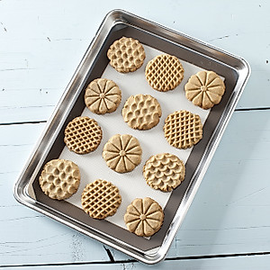 Nordic Ware Deluxe Silicone Fabric Baking Mat