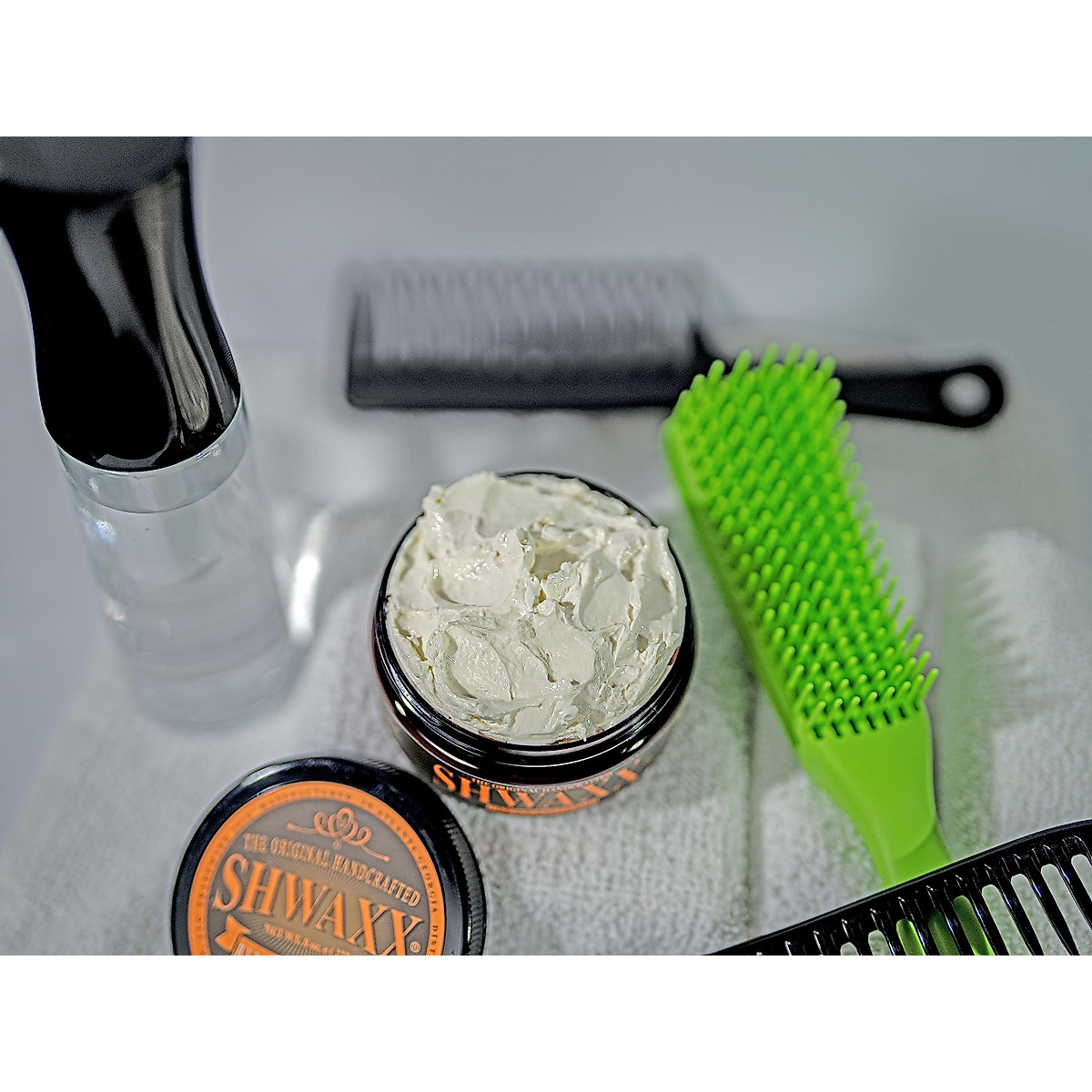 SHWAXX HYDRATE AND STYLE - Creamy Shea-Jojoba Blend - Daily Moisturizer Stying-Aid for Hair and Beard - 8oz