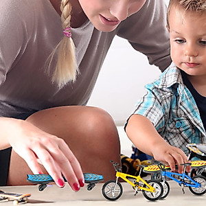 17 Pieces Finger Skateboard Ramp Set Skate Park Kit Ramp Parts Set Mini Finger Toys Set Finger Bike Skate Park Kit with Replacement Wheels and Tools for Kids Party Favor (Classic Color)