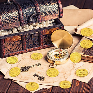 Chivao 300 Pcs Gold Coins Plastic Treasure Pirate Coins Toy Carnival St. Patrick's Day Party Favors Fake Toy Pirate Party Decoration Birthday Adventure Themed Supplies(Gold)