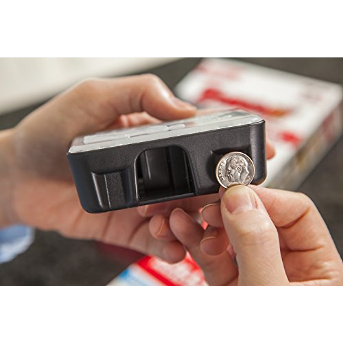 Tomcat Mouse Killer Disposable Station for Indoor/Outdoor Use - Child & Dog Resistant, 2 Stations with 1 Bait Each