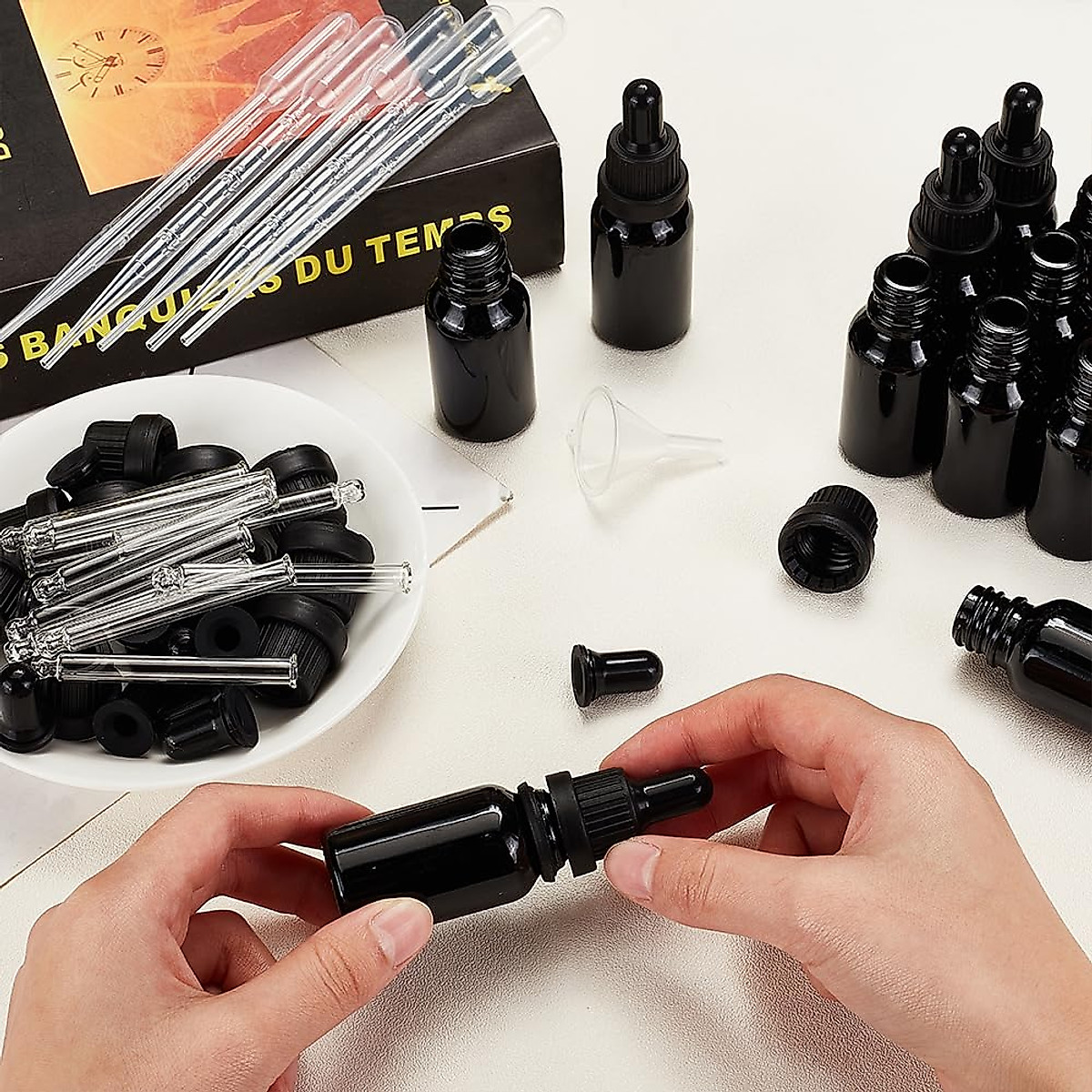 BENECREAT 15 Packs 15ml Black Glass Dropper Bottle Vials Glass Eye Dropper Bottle with Labels, Plastic Hoppers and Droppers for Essential Oil Aromatherapy Fragrance