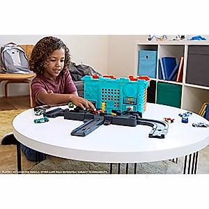 Hot Wheels City Town Center Play Set Idea for Ages 4 to 8 Years 2-Sided with Mechanic Shop, Roundabout, Street Lights Connects to Other Sets