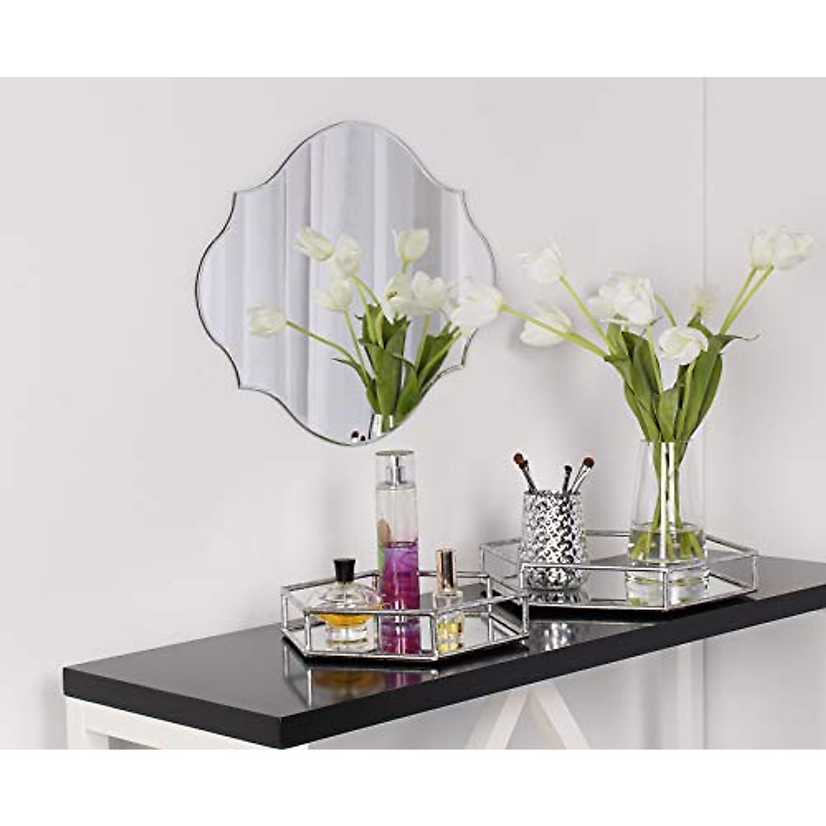 Kate and Laurel Felicia Modern Glam 2-Piece Nesting Metal Mirrored Decorative Accent Trays, Silver