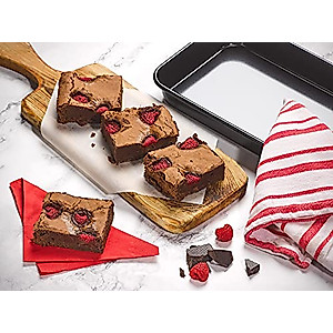 Tala Performance, Brownie Pan, Professional Gauge Carbon Steel with Whitford Eclipse Non-Stick Coating, Cake Tin, 29.4 x 19.1 x 4cm