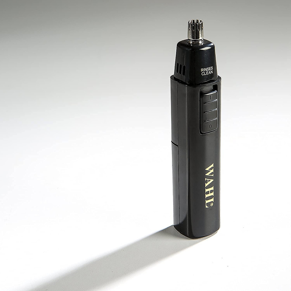 Wahl Professional - Nose Trimmer, Stainless Steel Blade, Works Wet or Dry, Battery Powered for Professional Barbers and Stylists - Model 5560-700