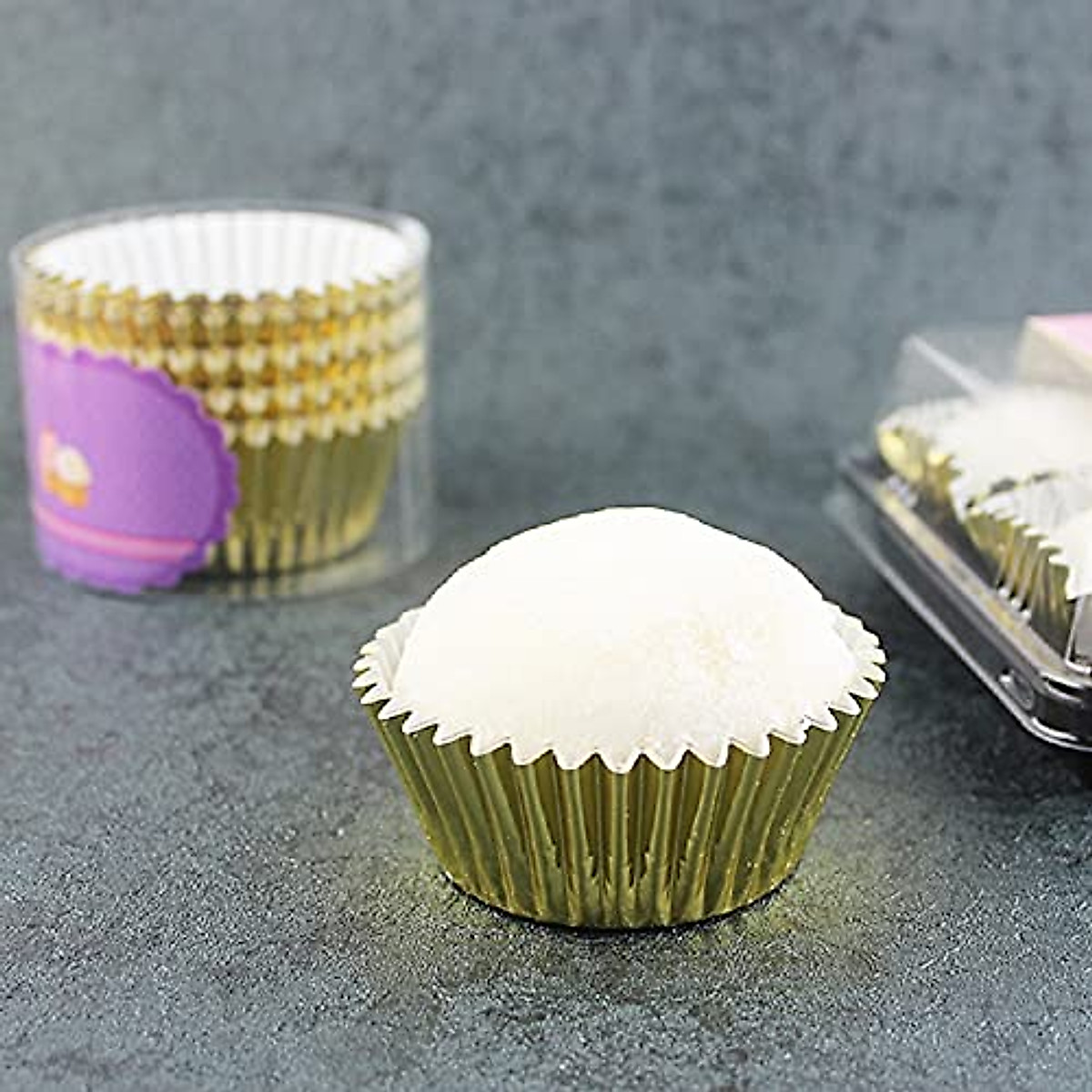 200 Pieces of Cake Paper Cups, Aluminum Foil Baking Cups, Suitable for Weddings, Kitchens, Birthday Parties, 8 Colors are Available (silver)