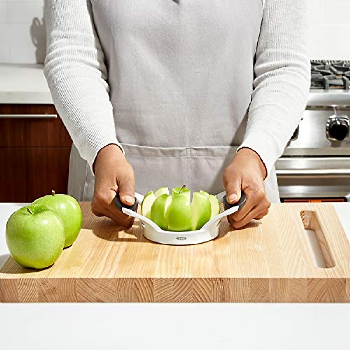 OXO Good Grips Apple Slicer, Corer and Divider,White