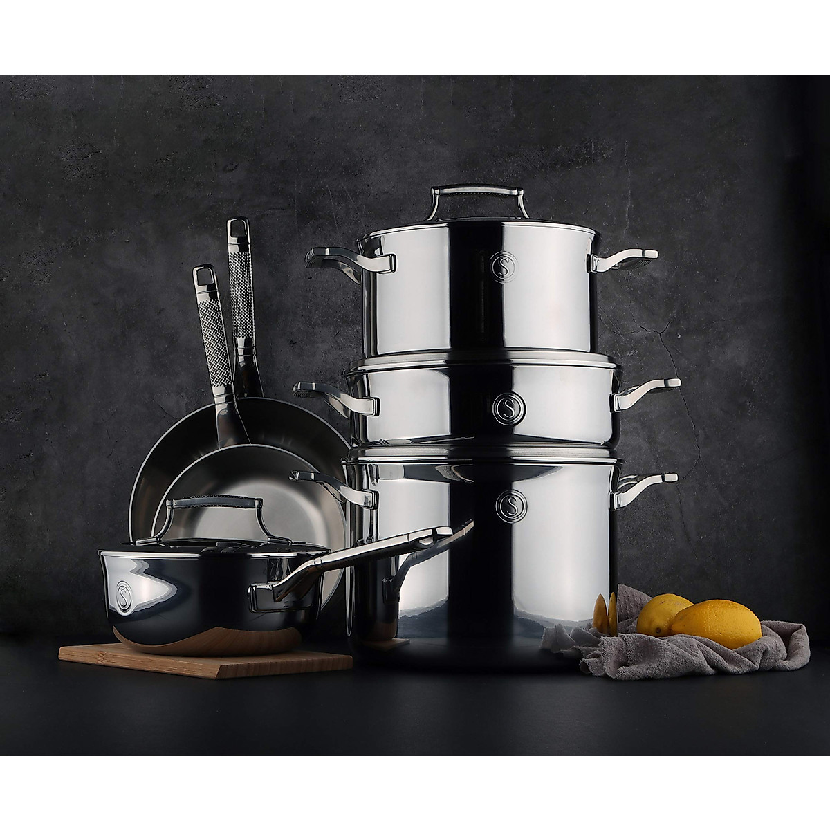 SAVEUR SELECTS 10-piece Tri-ply Stainless Steel Cookware Set, 6 Essential Pots and Pans, 4 Interchangeable Lids, Induction-ready, Dishwasher Safe, Voyage Series