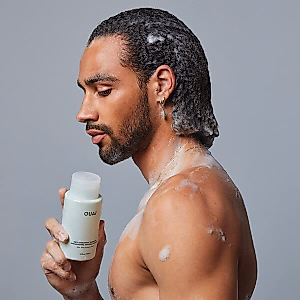 OUAI Anti-Dandruff Shampoo with Salicylic Acid. Gentle Hair Cleanser for Flaky and Dry Scalp. Reduce Itching, Redness, and Irritation (10 Fl Oz / 300ml)