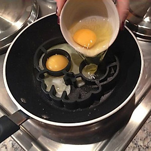 Funny Skeleton Head Breakfast Omelette Fried Egg, Silicone Non-Stick Egg Shaper Creative Pancake Form Maker Cooking Tool DIY Kitchen Accessories Gadget