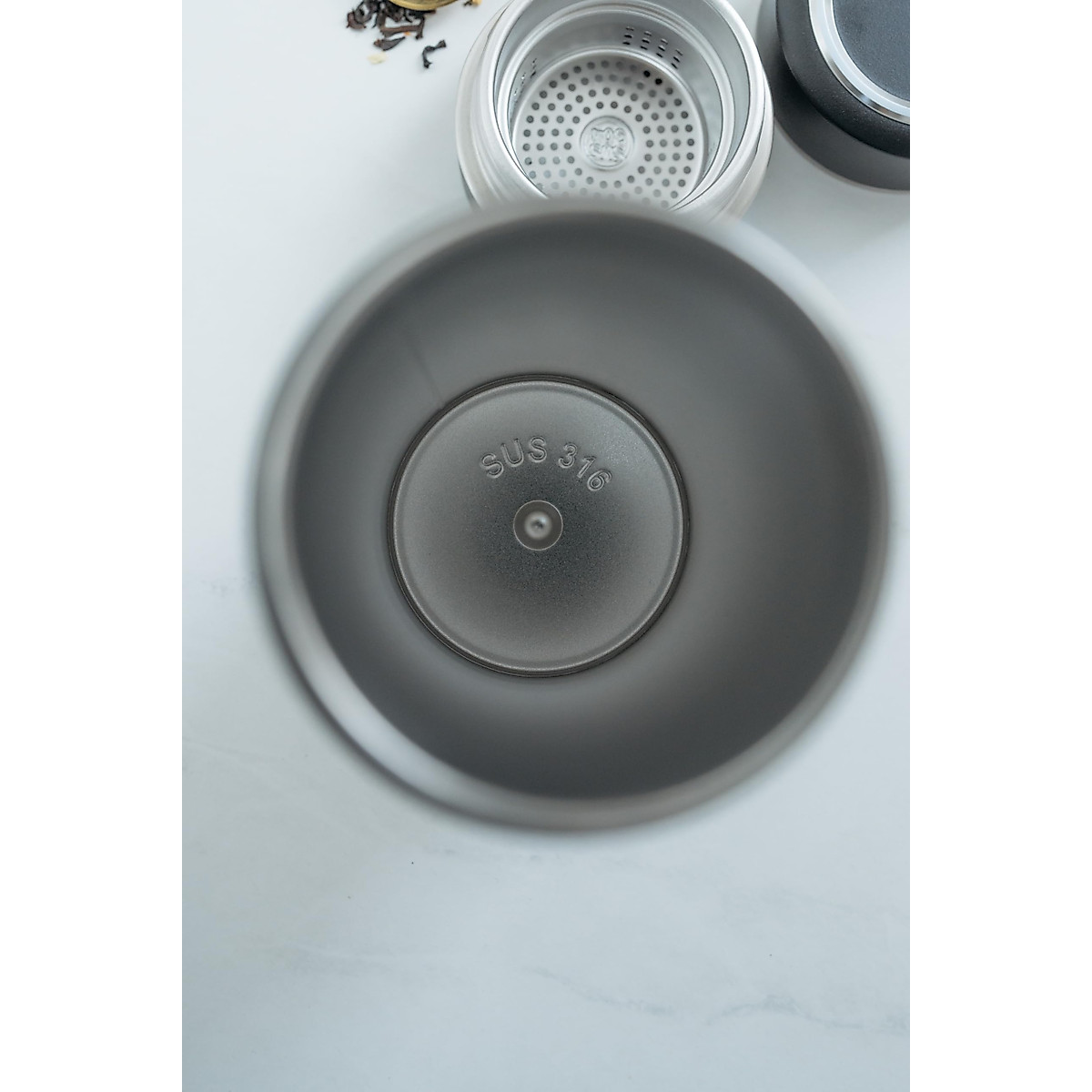 Insulated Tea Infuser Tumbler Thermos - Stainless Steel Travel Tea Mug with Lid | Cold Brew Coffee Mug Flask (Black Detachable, 15.9oz)