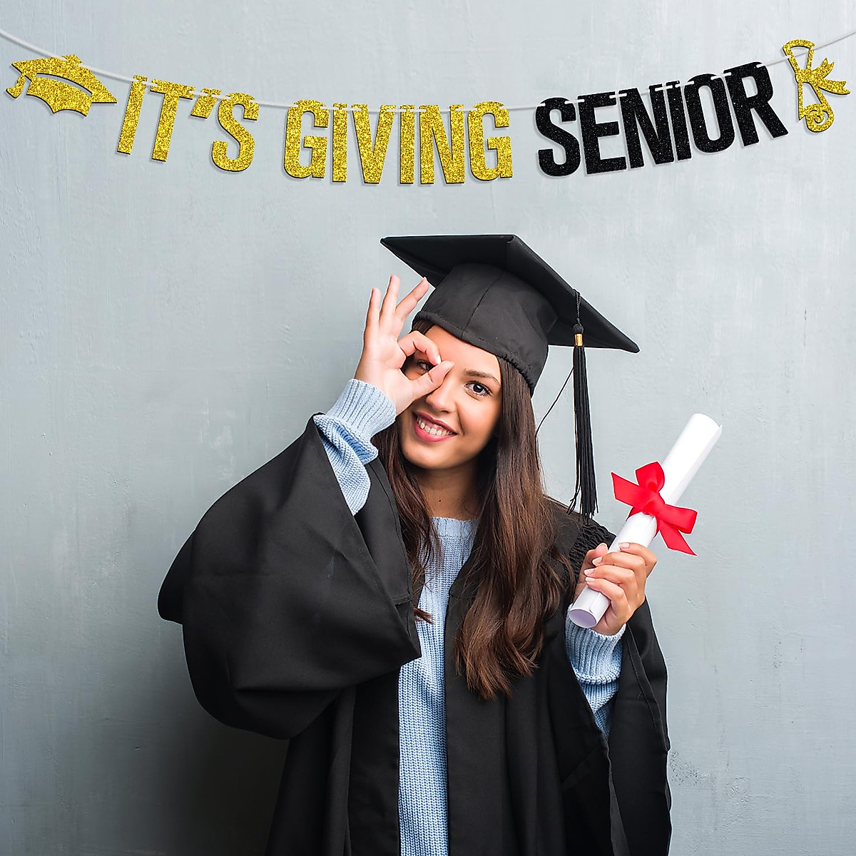 It's Giving Senior Banner, Congrats Grad/So Proud of You Sign- High School College Graduation Party Decoration Supplies, Black and Gold Glitter