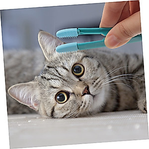 BUGUUYO cat eye cleaning brush cat eye comb dog eye wipes tear stain remover comb dog eye brush dog eye comb pet tear stain remover brush pet cleaning eye brush Silica gel eyes the dog