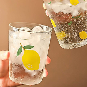 DOITOOL 4pcs Clear Beverage Glasses Drinking Glasses Set Fruit Pattern Juice Glasses Vintage Juice Glasses for Drinks Water Juice Beer Cocktail Home Bar Use Random Style