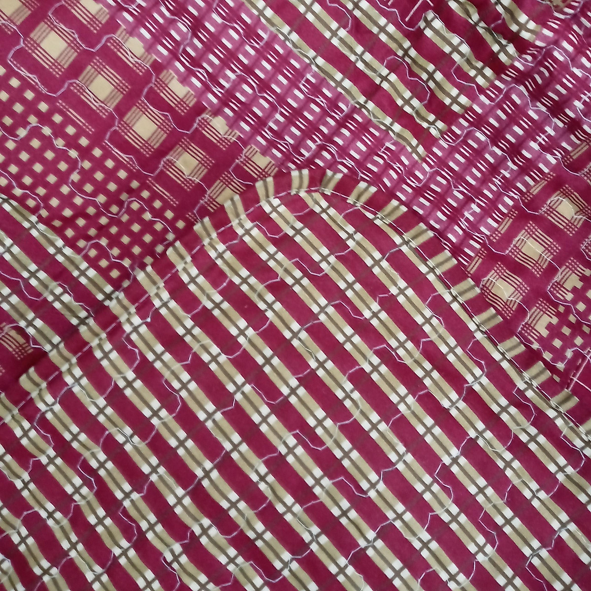 Virah Bella 2 Piece Full/Queen Lodge Quilt Bedding Set - Rustic Country Reversible Comforter Set with Decorative Pillow Shams - Montana Cabin: Red/Tan