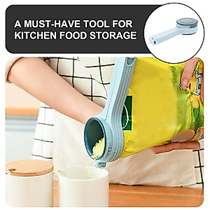 Hemoton 2Pcs Snack Bag Sealing Clips with Pour Spout,Reusable Food Storage Clamps for Chips and Snacks,Chip Bag Clip Airtight Bag Clip,Plastic Food Sealer Clips for Easy Pouring