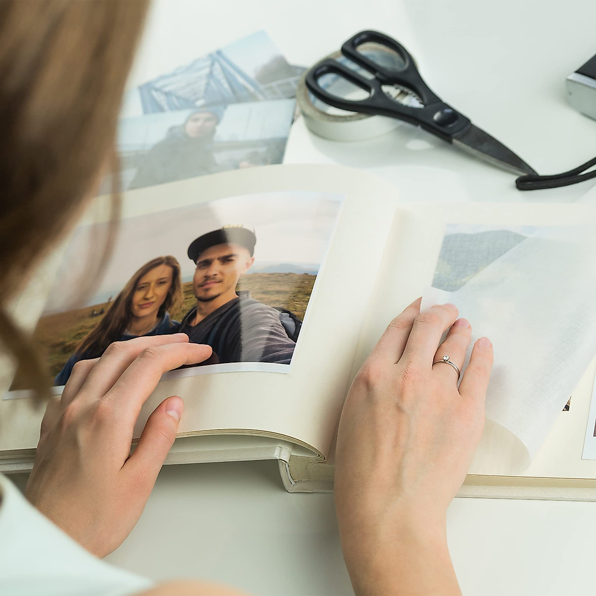 Amazon Basics Photo Paper, Glossy, 5 x 7 Inch, Pack of 100 Sheets, 200g/m²