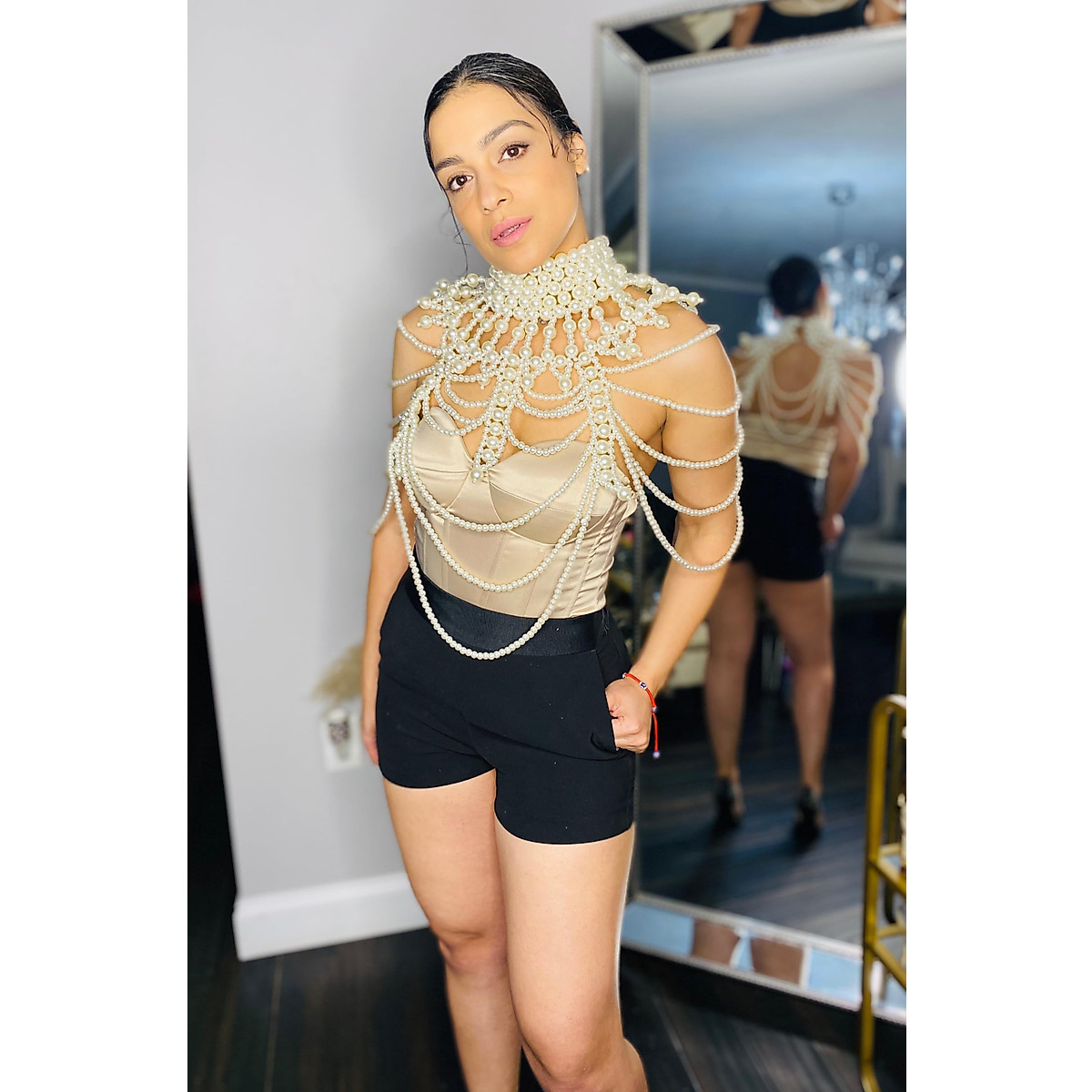 Pearl Body Chain Necklace for Women - Adjustable Size Fashion Handmade Pearl Body Chain for Party