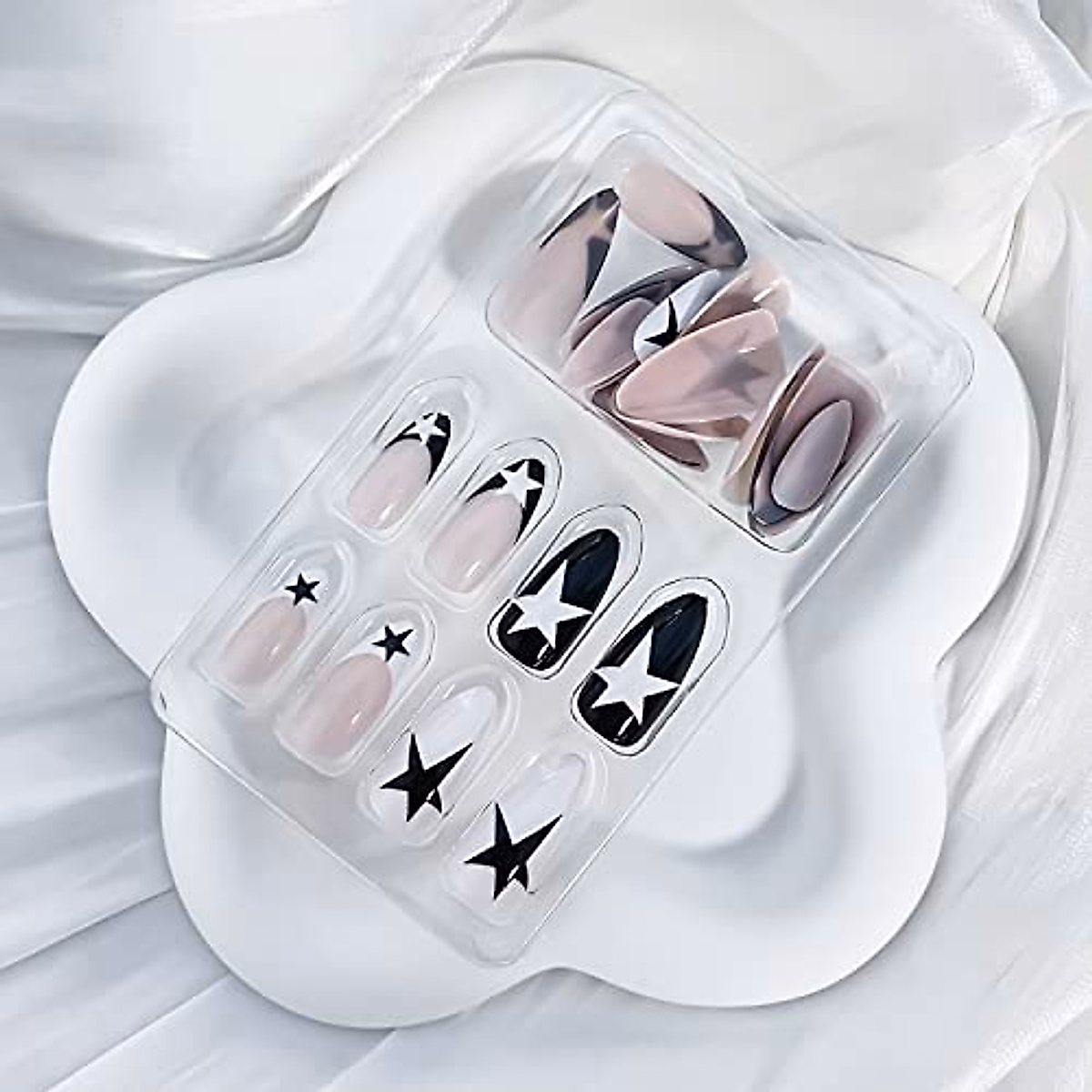 24 Pcs Press on Nails Medium Almond Fake Nails French Tip Black White Stars Designs False Nails with Black White Glossy Acrylic Full Cover Nude Acrylic Nails Reusable Artificial Nails for Women Girls
