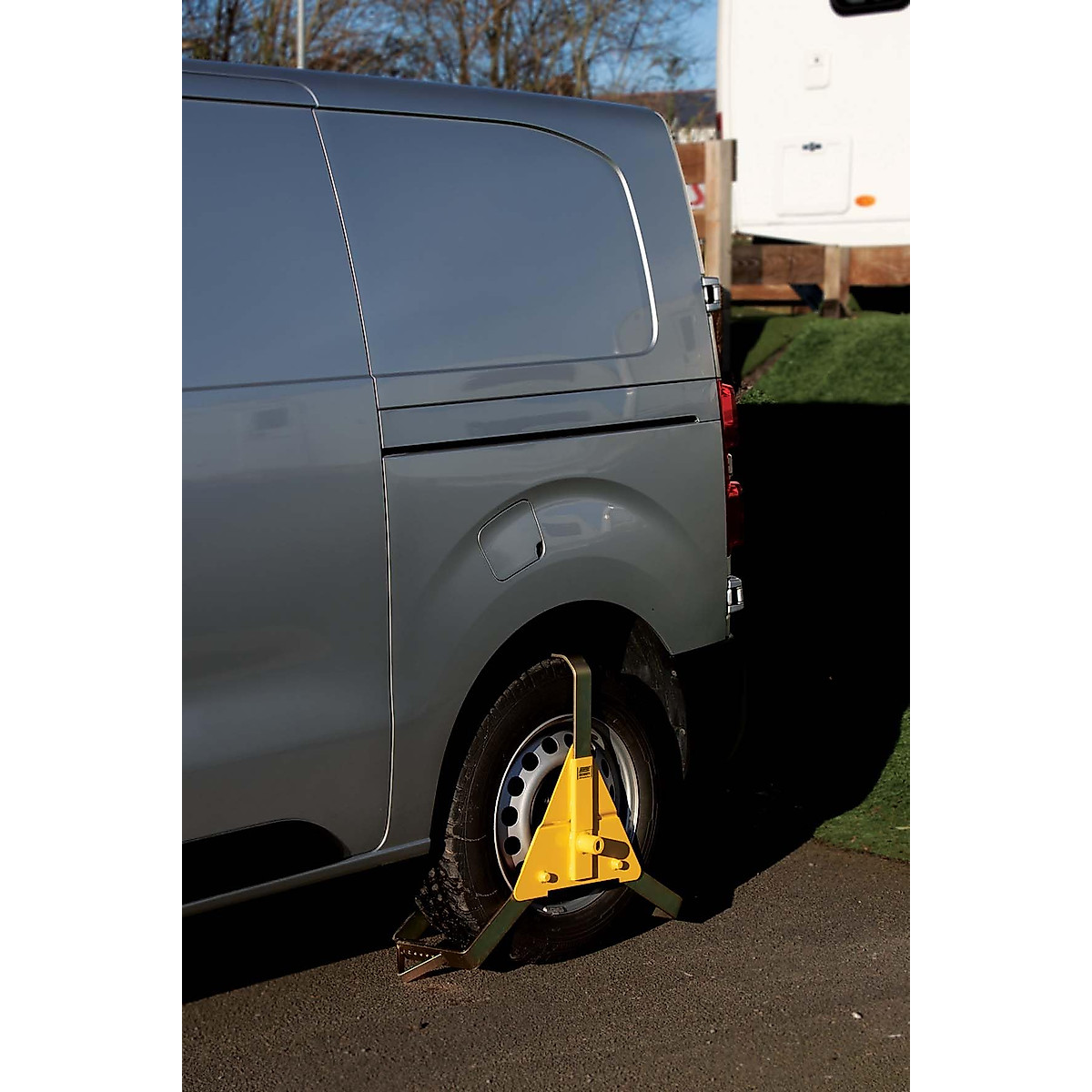 Maypole Stronghold 5435C Wheel Clamp 14 x 16 -inch