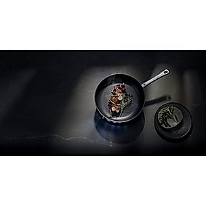 WMF Professional Resist Casserole/Frying Pan - 28 cm Diameter - Coated with a Multi-Layer Material - High Edge - Honeycomb Structure - Suitable for Induction Cookers & Ovens