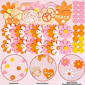 Qpout 4pcs Felt Groovy Party Decorations Set Include Groovy Hippie Boho Banner Groovy Boho Daisy Garland Round And Heart Garland for Wall Window Home Daisy Party Decorations Retro Classroom Decor